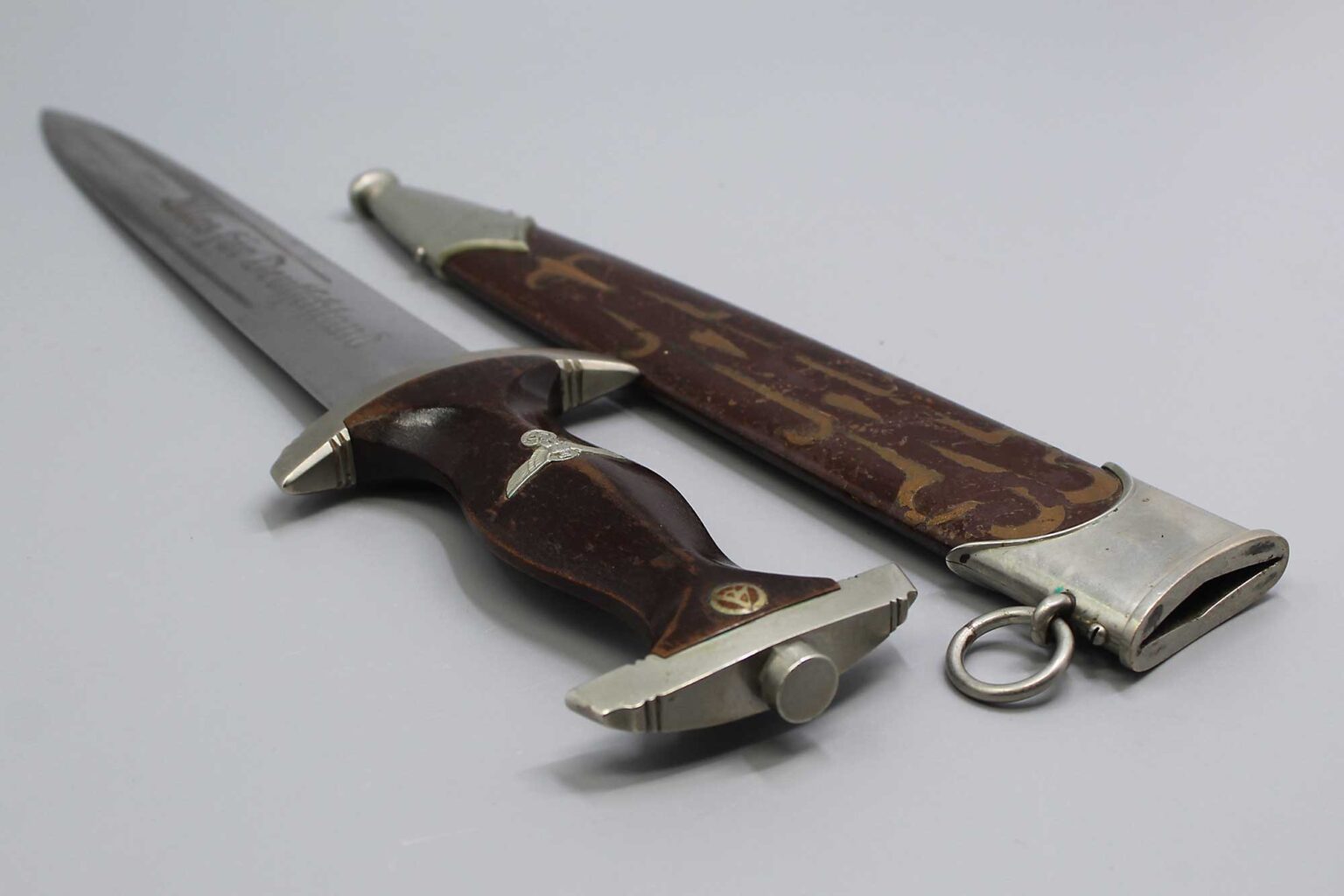 WW2 German SA Dagger - Aesculap . D1097 - Time Traveler Militaria