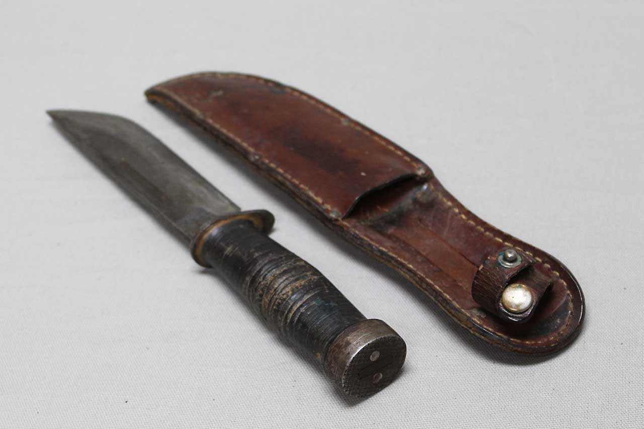 US WW2 Cattaraugus Fighting Knife . DWU1062 - Time Traveler Militaria