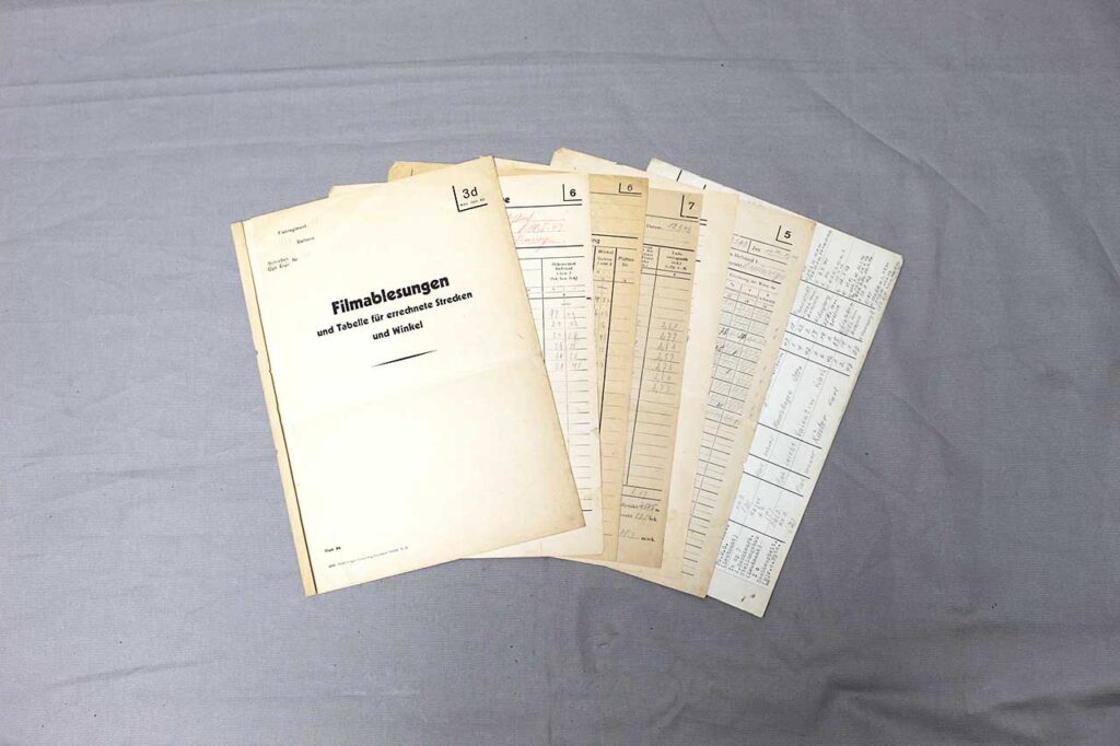 WW2 German Kriegsmarine Document Group . GD984 - Time Traveler Militaria