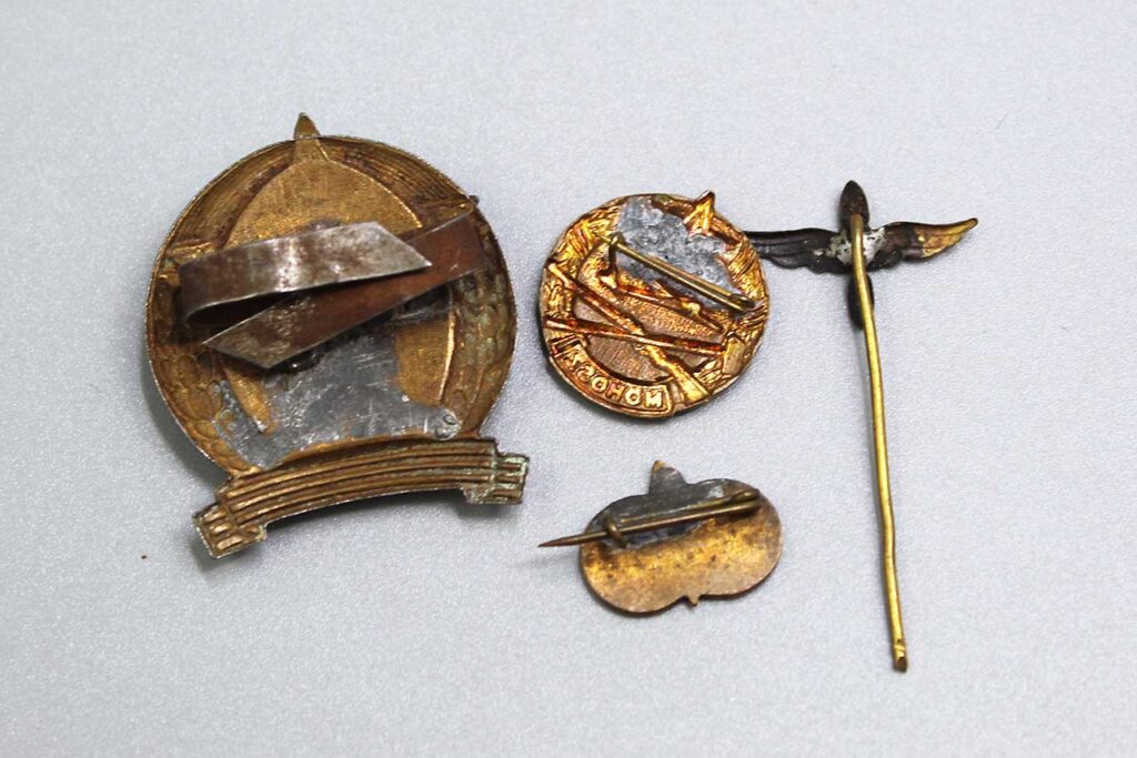 Group of Hungarian Pins - WW2 . WM448 - Time Traveler Militaria