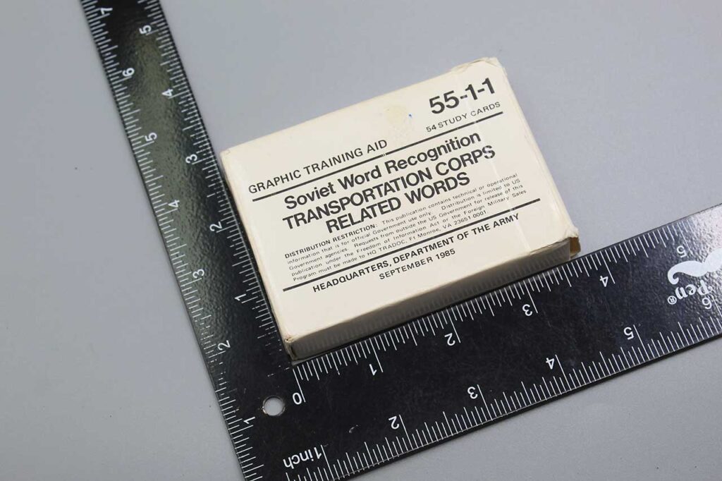 Soviet Study Cards 1985 . WMR348 - Time Traveler Militaria