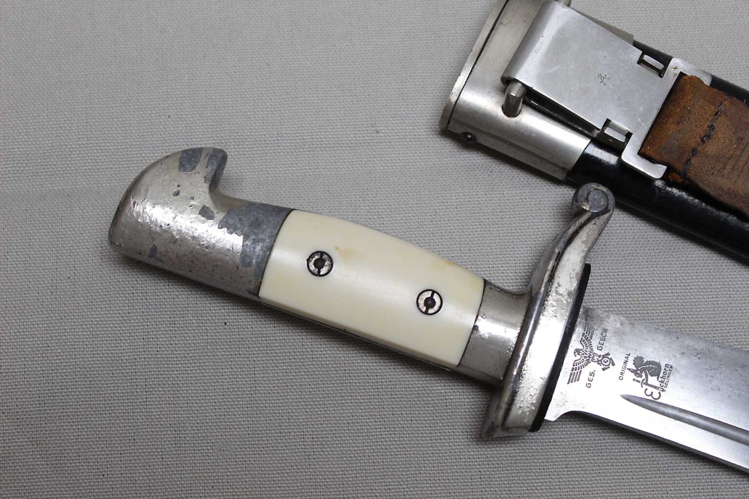 WW2 German Teno EM Hewer Eickhorn . D2104 - Time Traveler Militaria