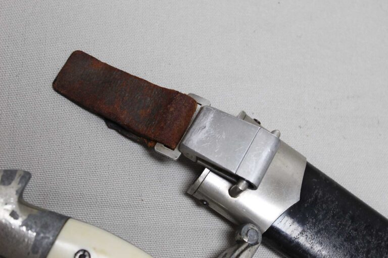 WW2 German Teno EM Hewer Eickhorn . D2104 - Time Traveler Militaria