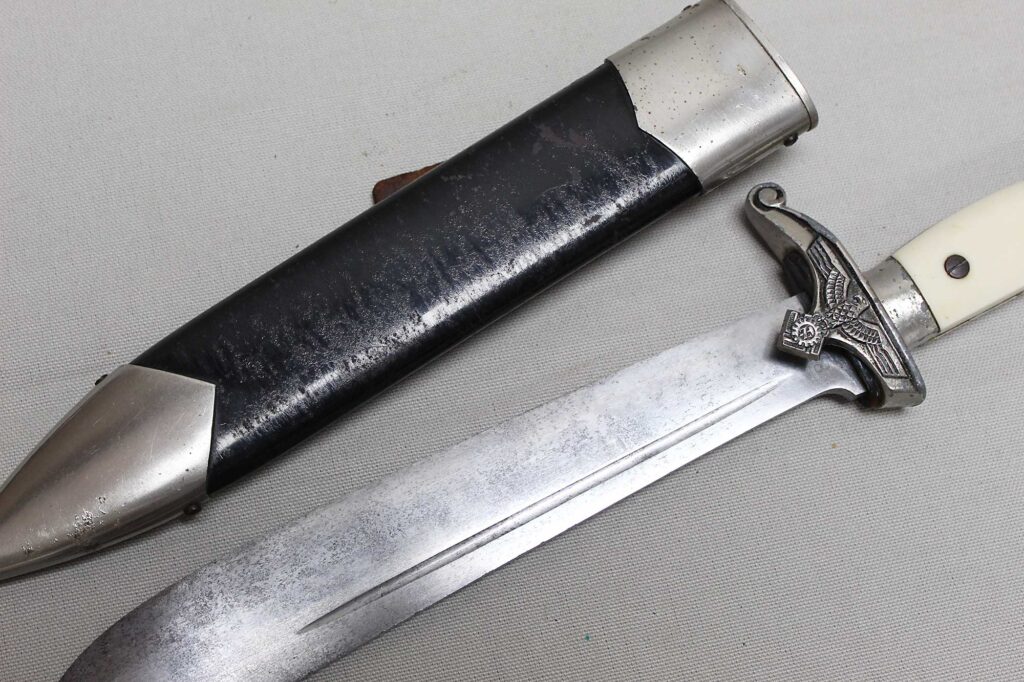 WW2 German Teno EM Hewer Eickhorn . D2104 - Time Traveler Militaria