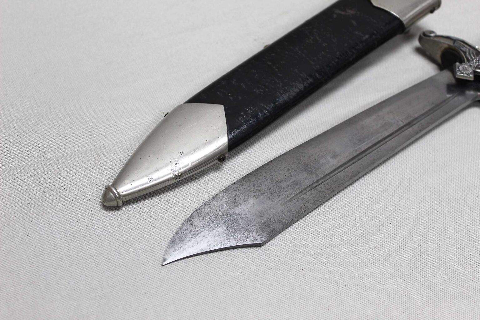 WW2 German Teno EM Hewer Eickhorn . D2104 - Time Traveler Militaria