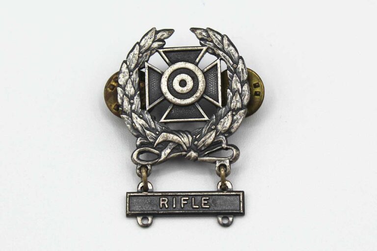 US Expert Qual. Badge w/Rifle Bar . FLU4845 - Time Traveler Militaria