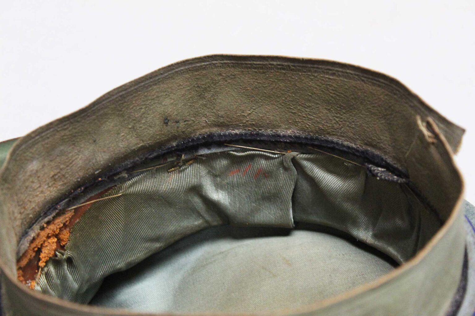 WW2 German Medical Officer Visor Cap . HG4097cxdw - Time Traveler Militaria