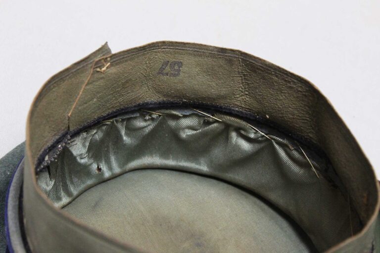 WW2 German Medical Officer Visor Cap . HG4097cxdw - Time Traveler Militaria