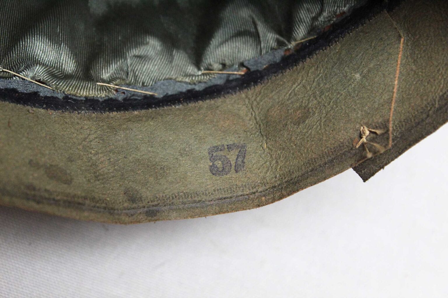 WW2 German Medical Officer Visor Cap . HG4097cxdw - Time Traveler Militaria