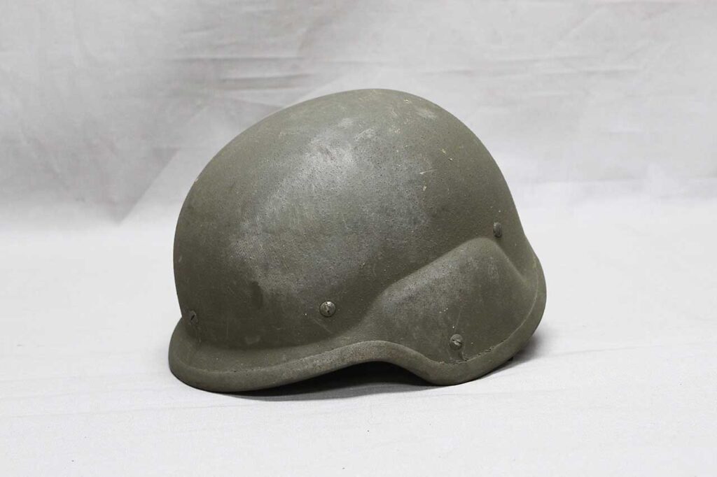 US Army PASGT Helmet M-1 . HU1210 - Time Traveler Militaria