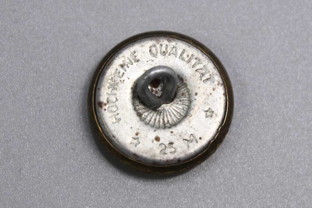 WW2 German NSDAP Tunic Button . EFL2652 - Time Traveler Militaria