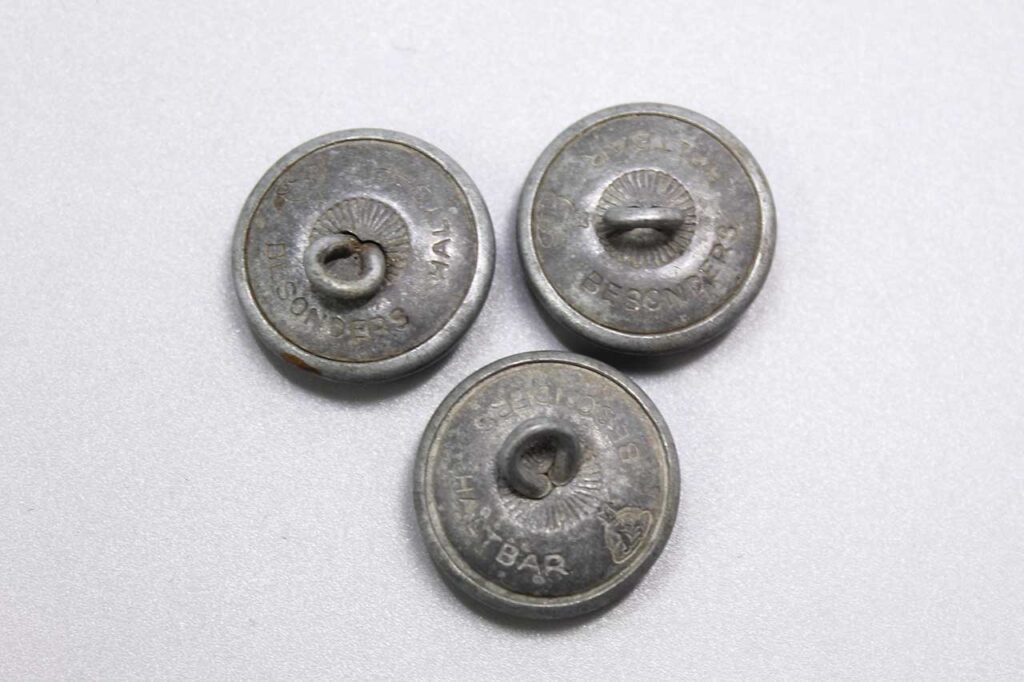 WW2 German Group of 3 Kriegsmarine Buttons . EFL4726 - Time Traveler Militaria