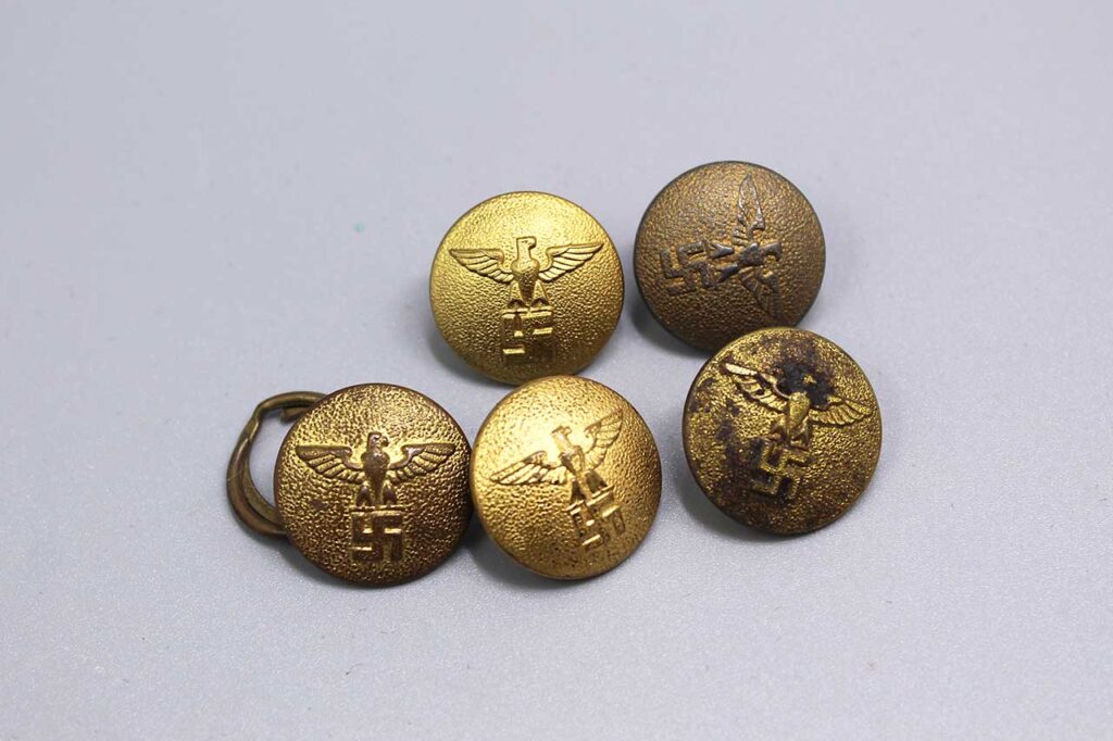 WW2 German Group of 5 NSDAP Political Buttons . EFL4728 - Time Traveler ...