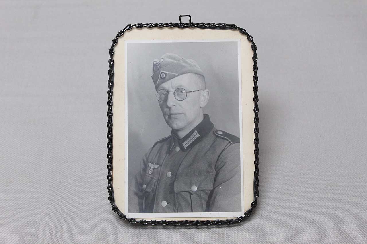 WW2 German Army EM Photo Framed . GD998 - Time Traveler Militaria