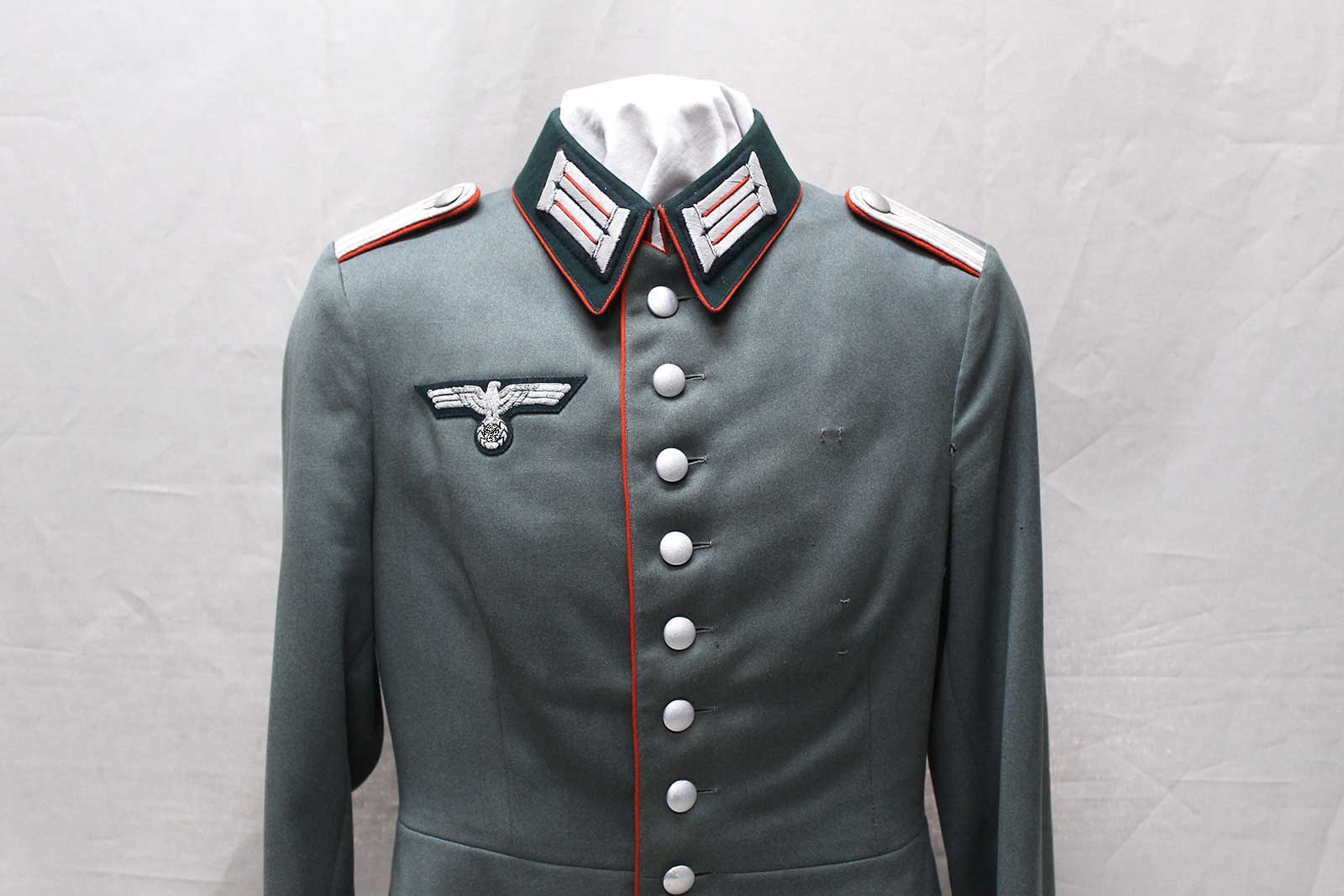 WW2 German Artillery Officer Waffenrock . U572 - Time Traveler Militaria