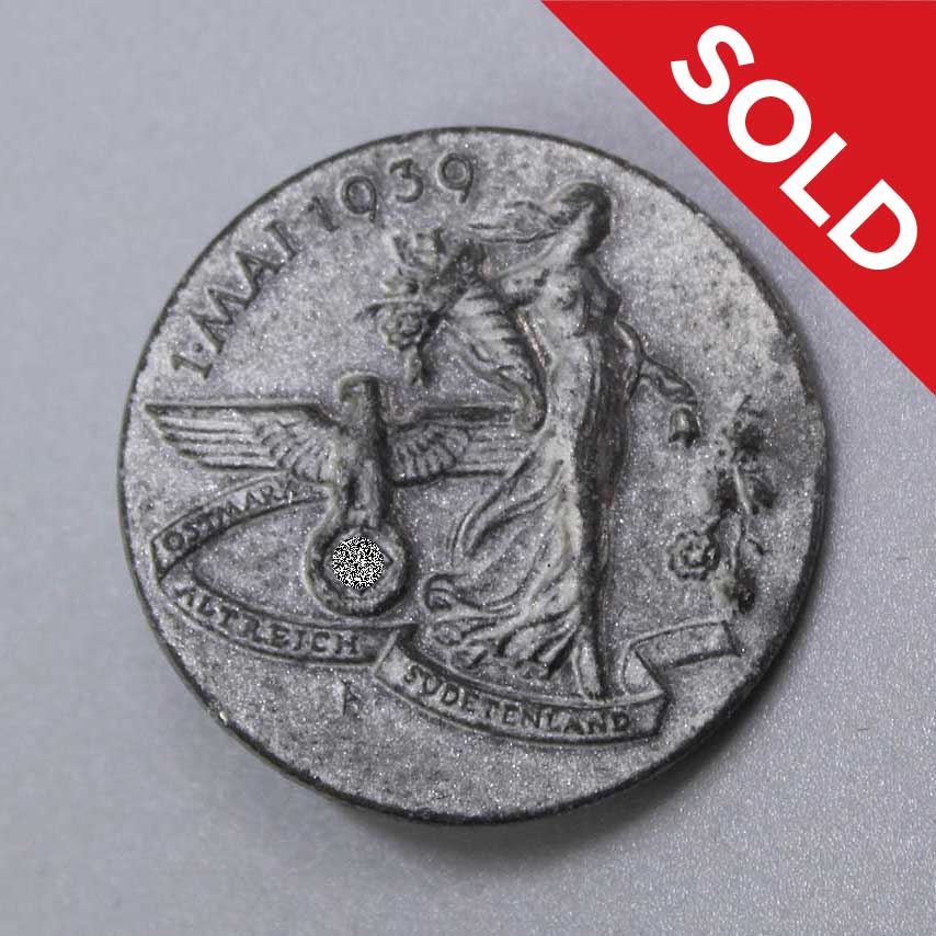 Tinnies & Pins Archives - Time Traveler Militaria