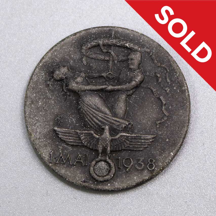 Tinnies & Pins Archives - Time Traveler Militaria