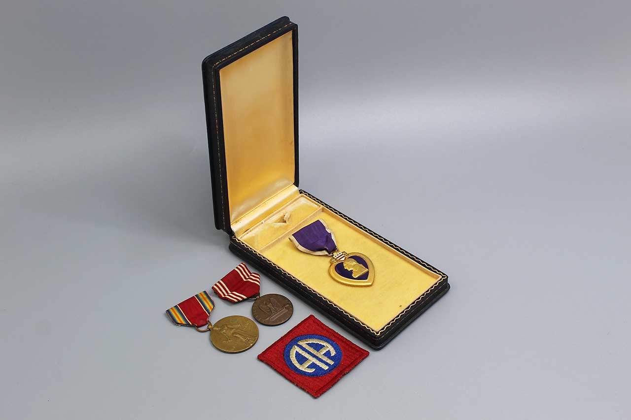 WW2 US Purple Heart Group . YMU4832 - Time Traveler Militaria