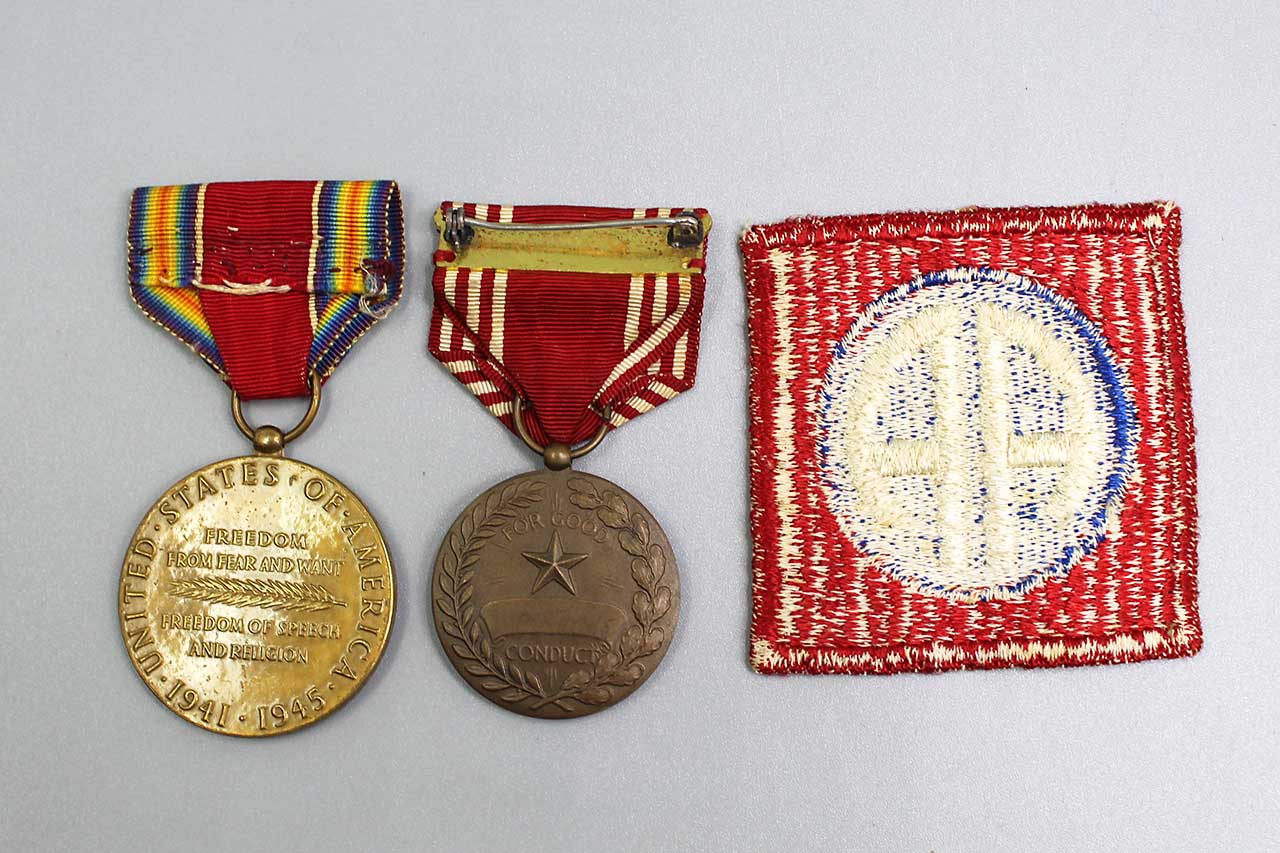 WW2 US Purple Heart Group . YMU4832 - Time Traveler Militaria