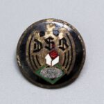 Tinnies & Pins Archives - Time Traveler Militaria