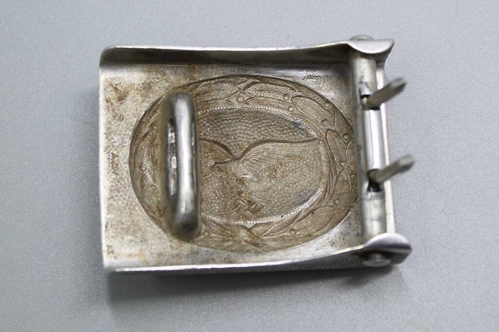 WW2 Luftwaffe Buckle (Damaged) . BMM1021cxcc - Time Traveler Militaria