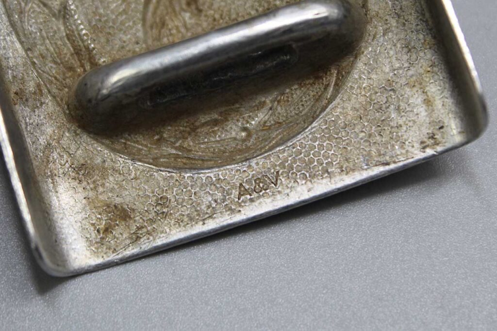 WW2 Luftwaffe Buckle (Damaged) . BMM1021cxcc - Time Traveler Militaria