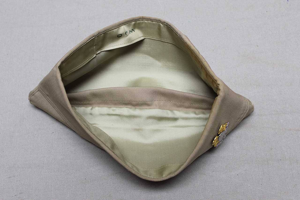 US Navy Garrison Cap CDR . HU1250 - Time Traveler Militaria