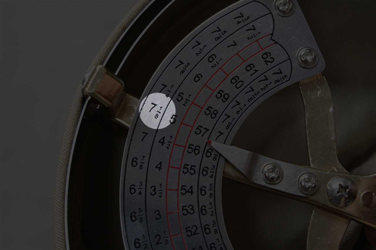 US Navy Garrison Cap CDR . HU1250 - Time Traveler Militaria