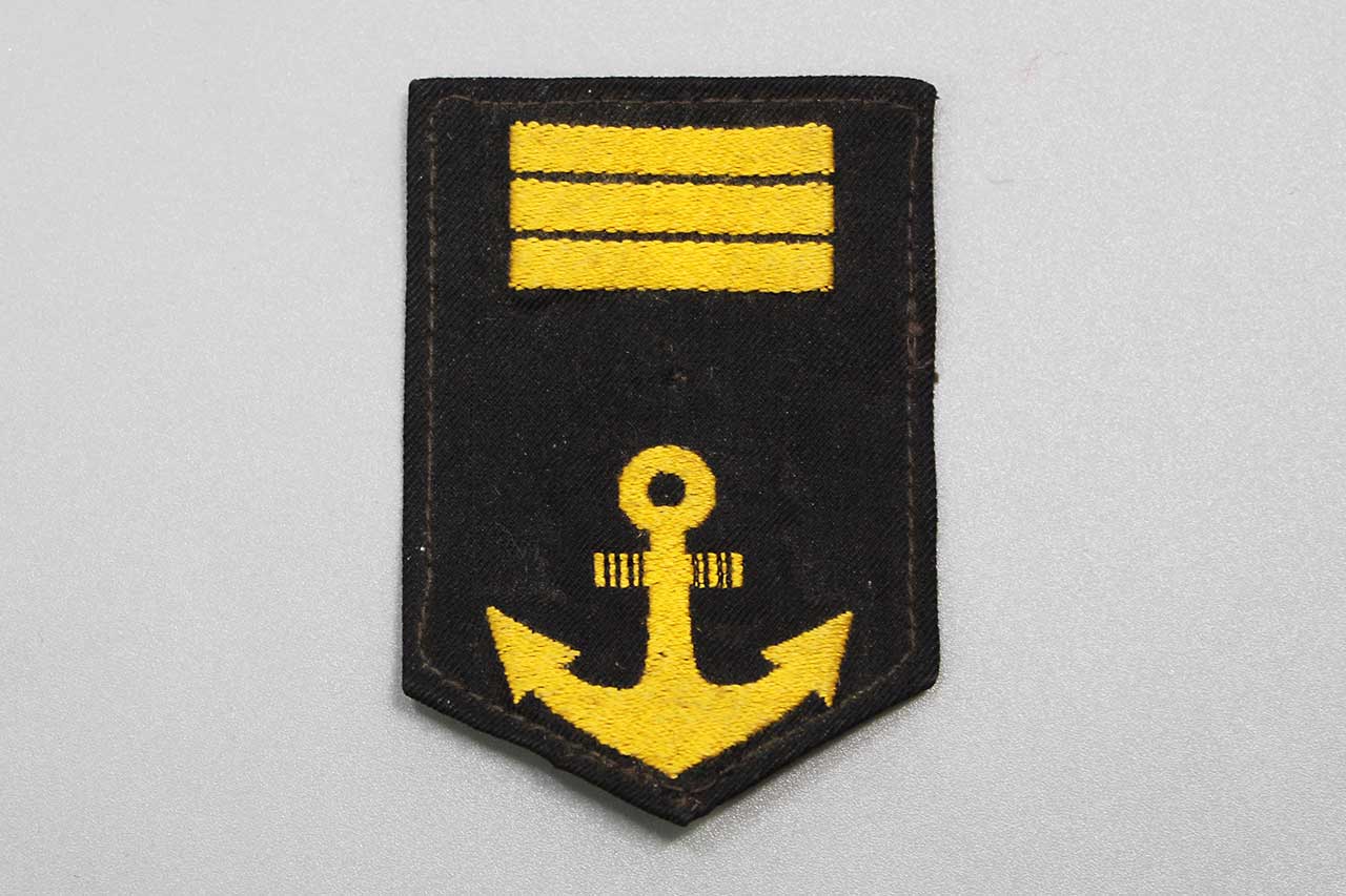 WW2 Japanese Navy Sleeve Rank Insignia . NNJ469 - Time Traveler Militaria