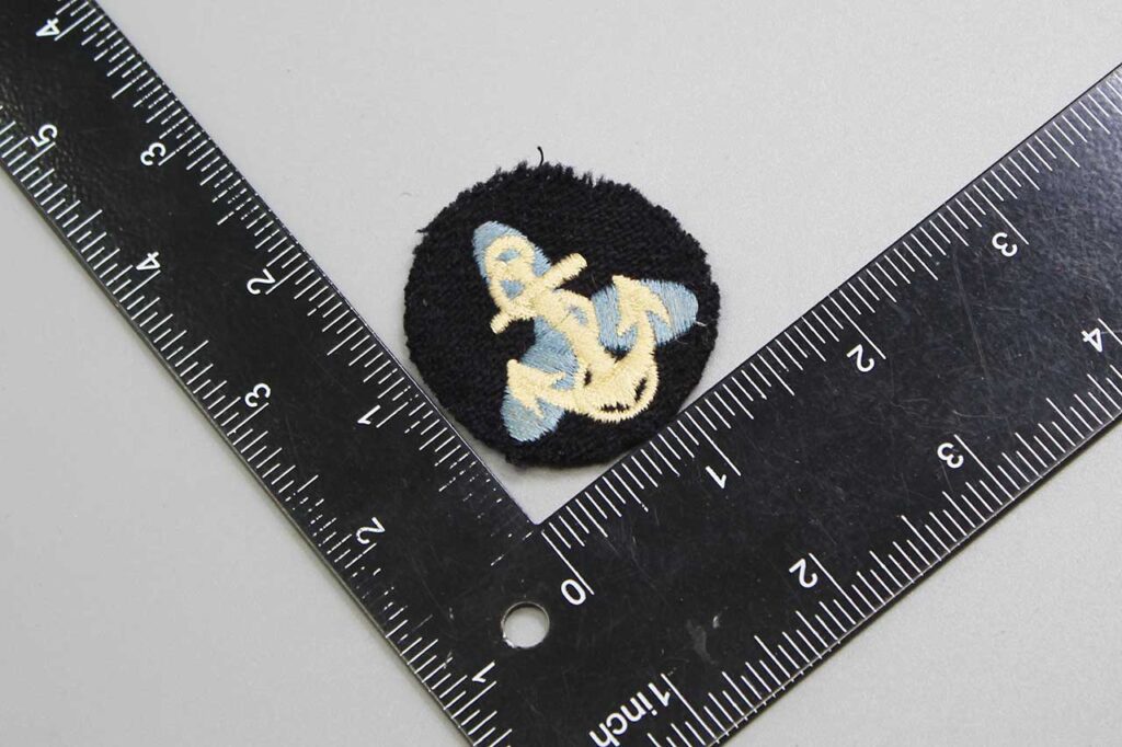 US WW2 Navy WAVES Cloth Collar Insignia . USP199 - Time Traveler Militaria
