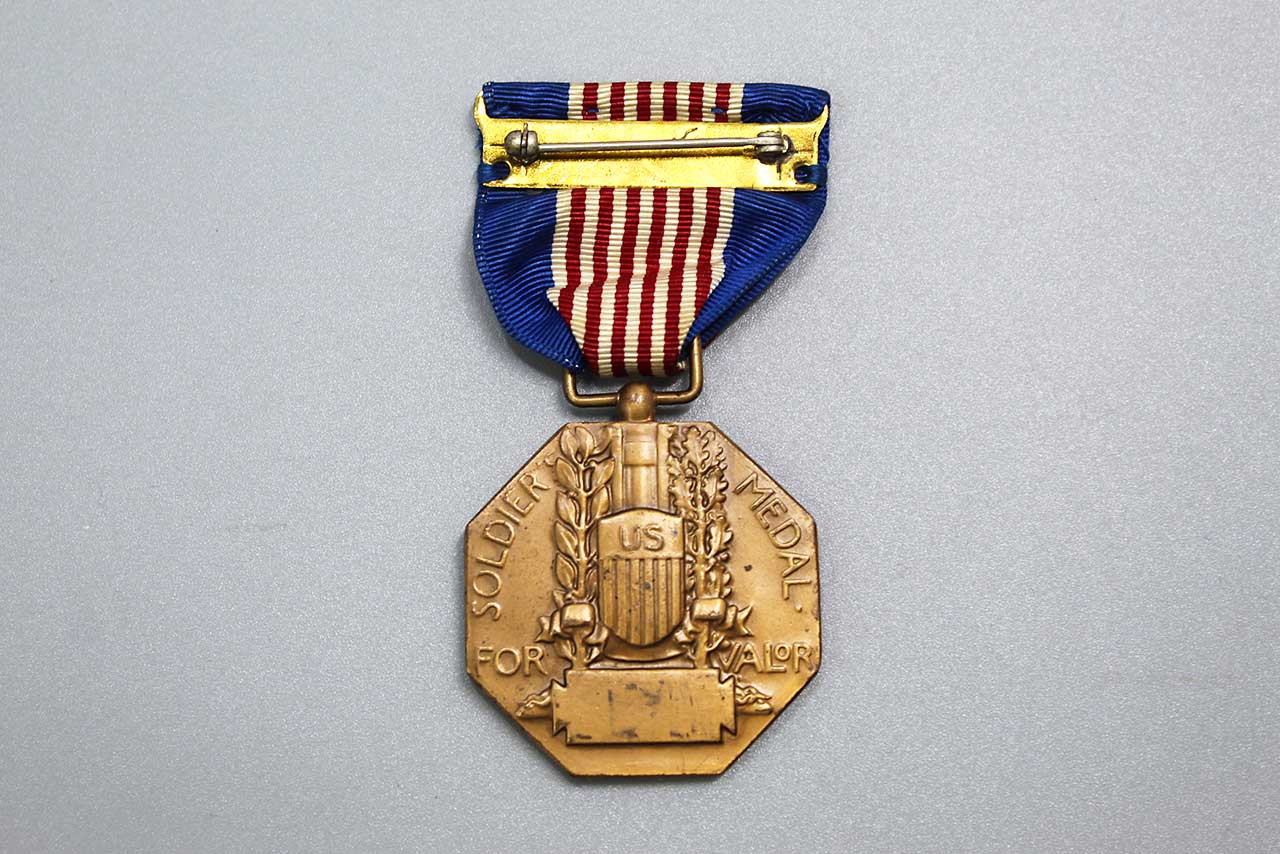 US Soldier's Medal . YMU4309 - Time Traveler Militaria