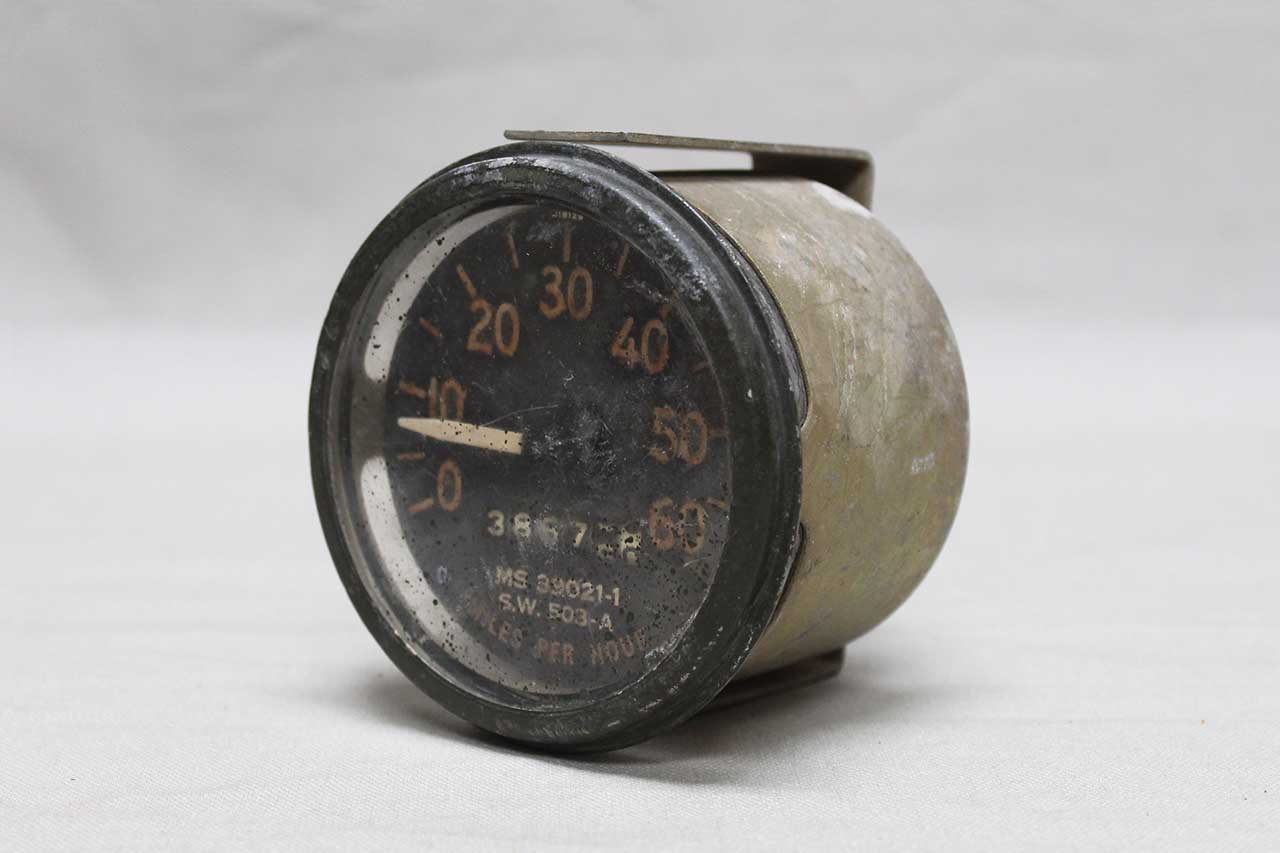 US Army Jeep Speedometer Gauge . FLU4910 - Time Traveler Militaria