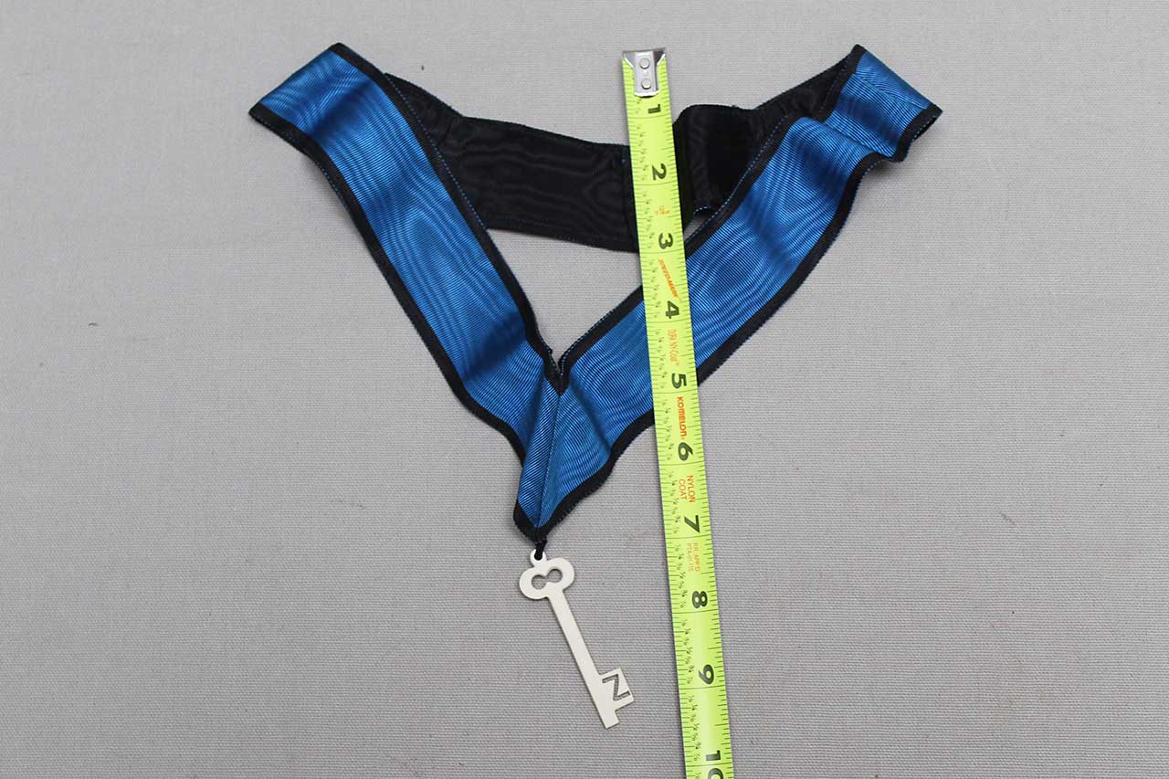 American Freemason Plastic Key Medal on Collarette . YMU4766 - Time ...