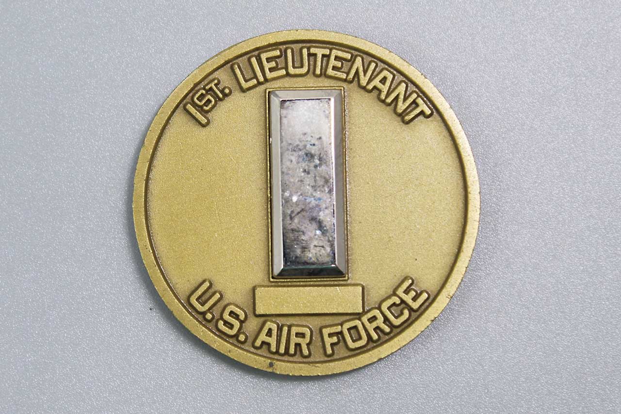 USAF Challenge Coin 1st Lieutenant . COIN607 - Time Traveler Militaria