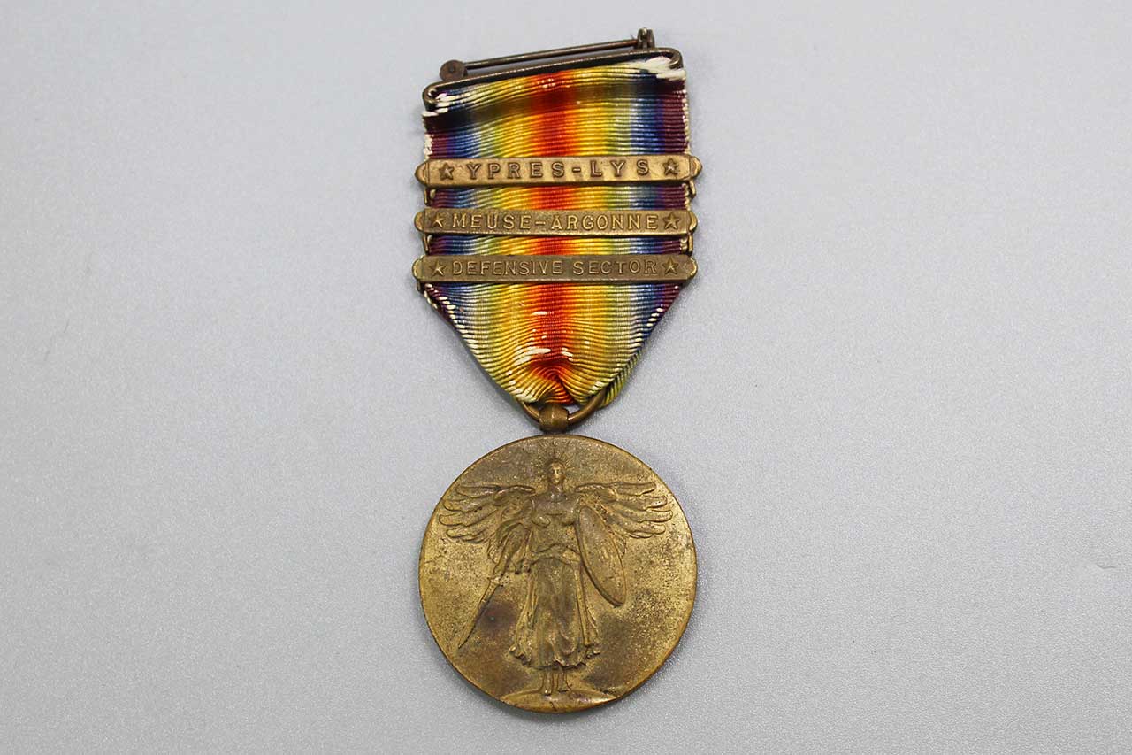 WW1 US Victory Medal w/3 Bars . YMU4868 - Time Traveler Militaria