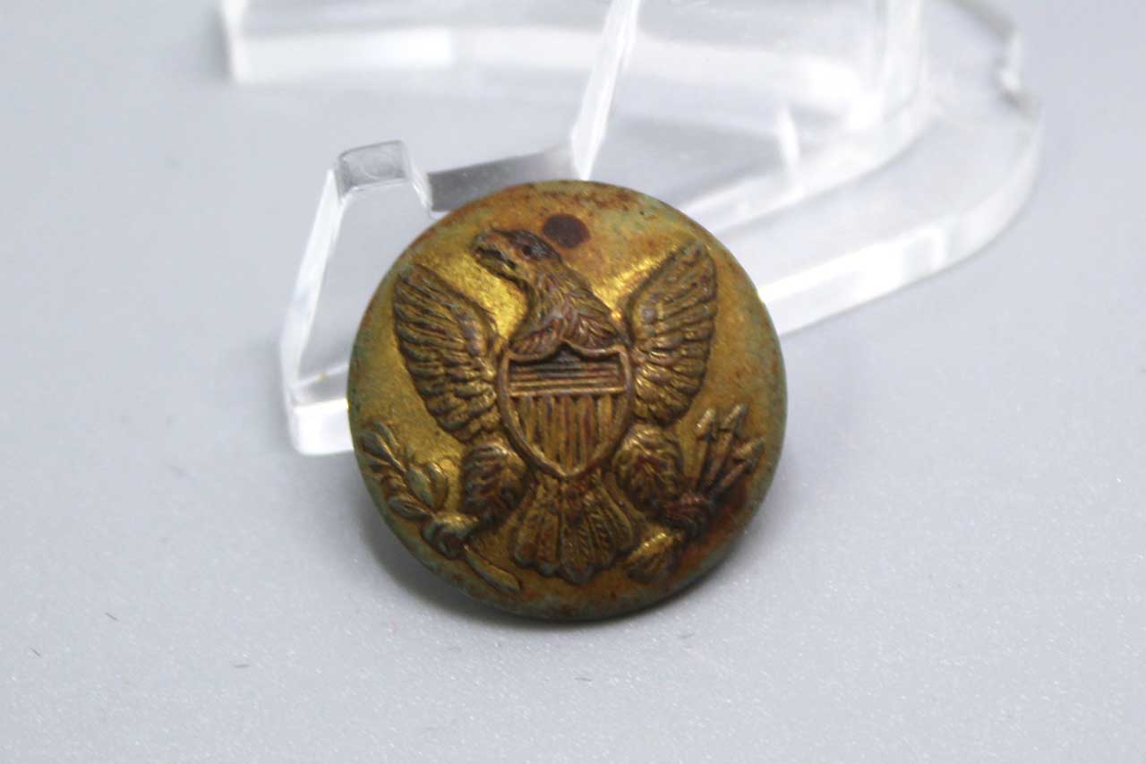 American Civil War Union Eagle Button . CWR581 - Time Traveler Militaria