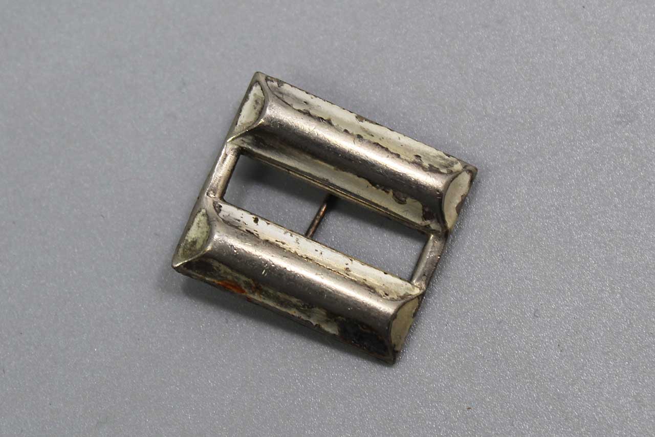 US Army / USMC Captain Rank Insignia . FLU4977 - Time Traveler Militaria