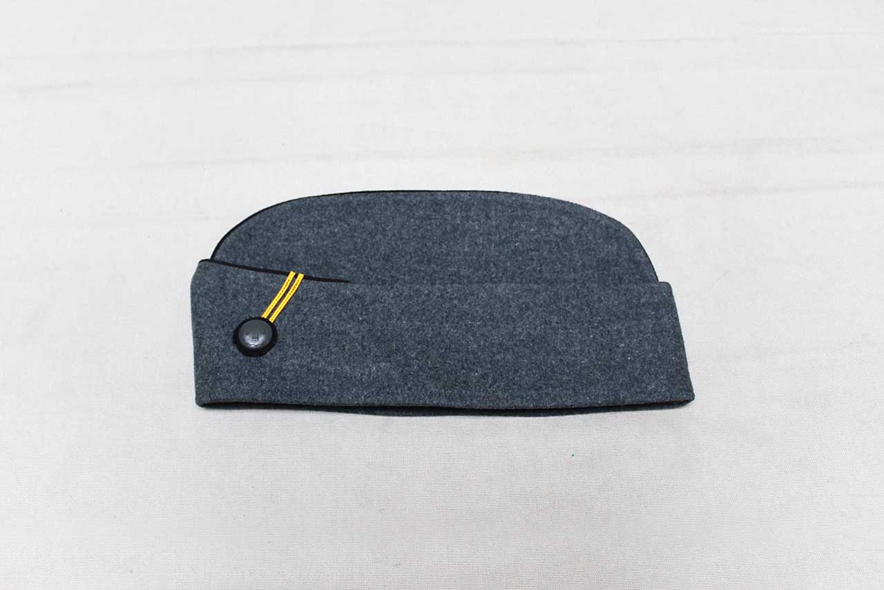 Swiss Army Side Cap . HM269 - Time Traveler Militaria